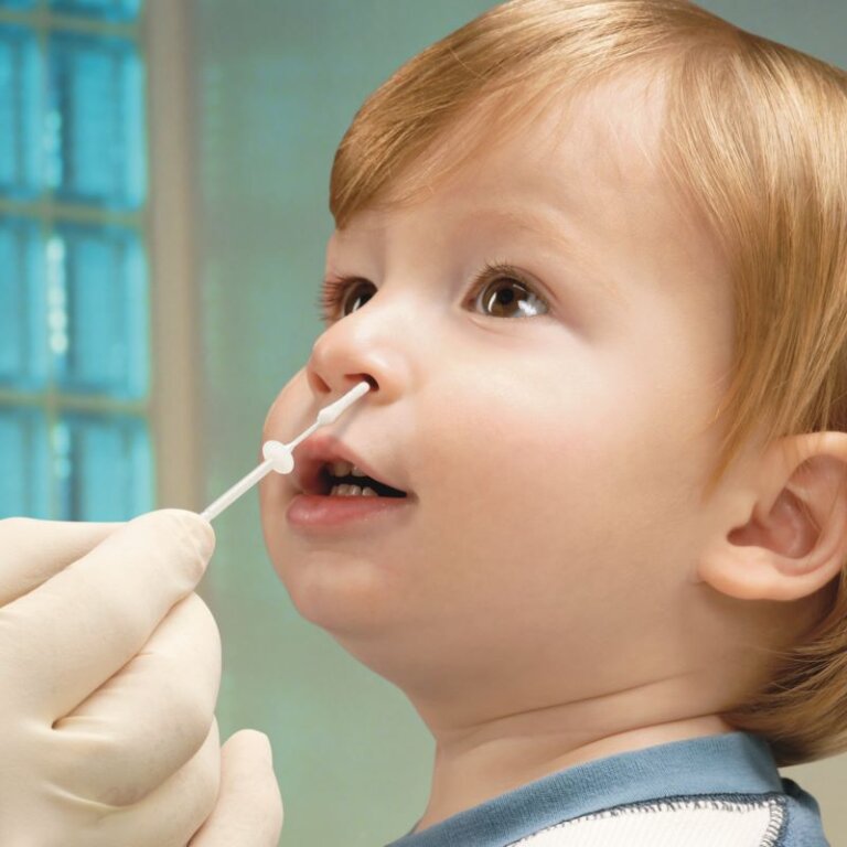 FLOQSwabs® Flocked Swabs | COPAN