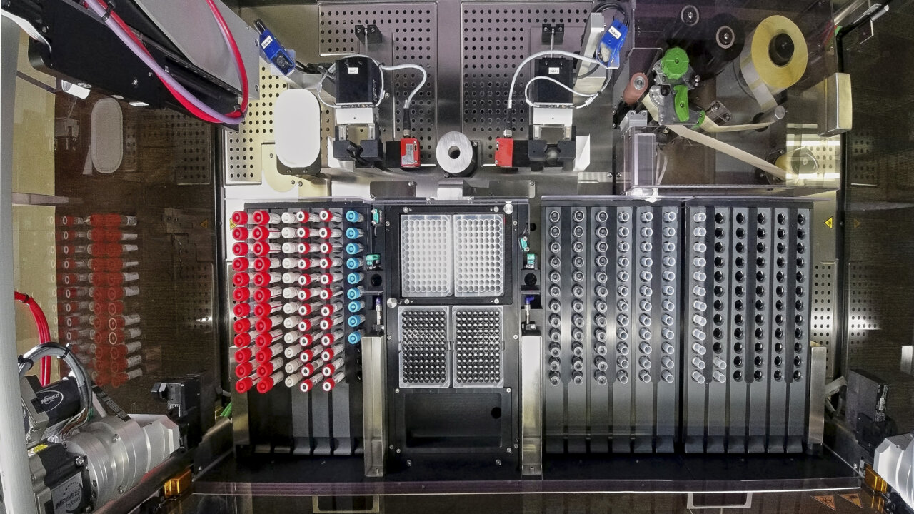 UniVerse® FAQ | COPAN